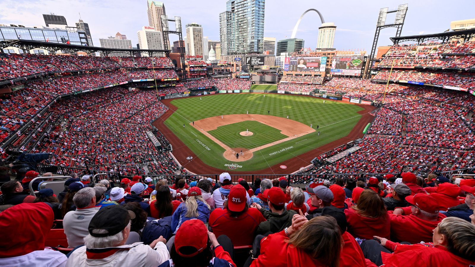 Cardinals Heating Up, Bringing Fans Back To Busch Stadium